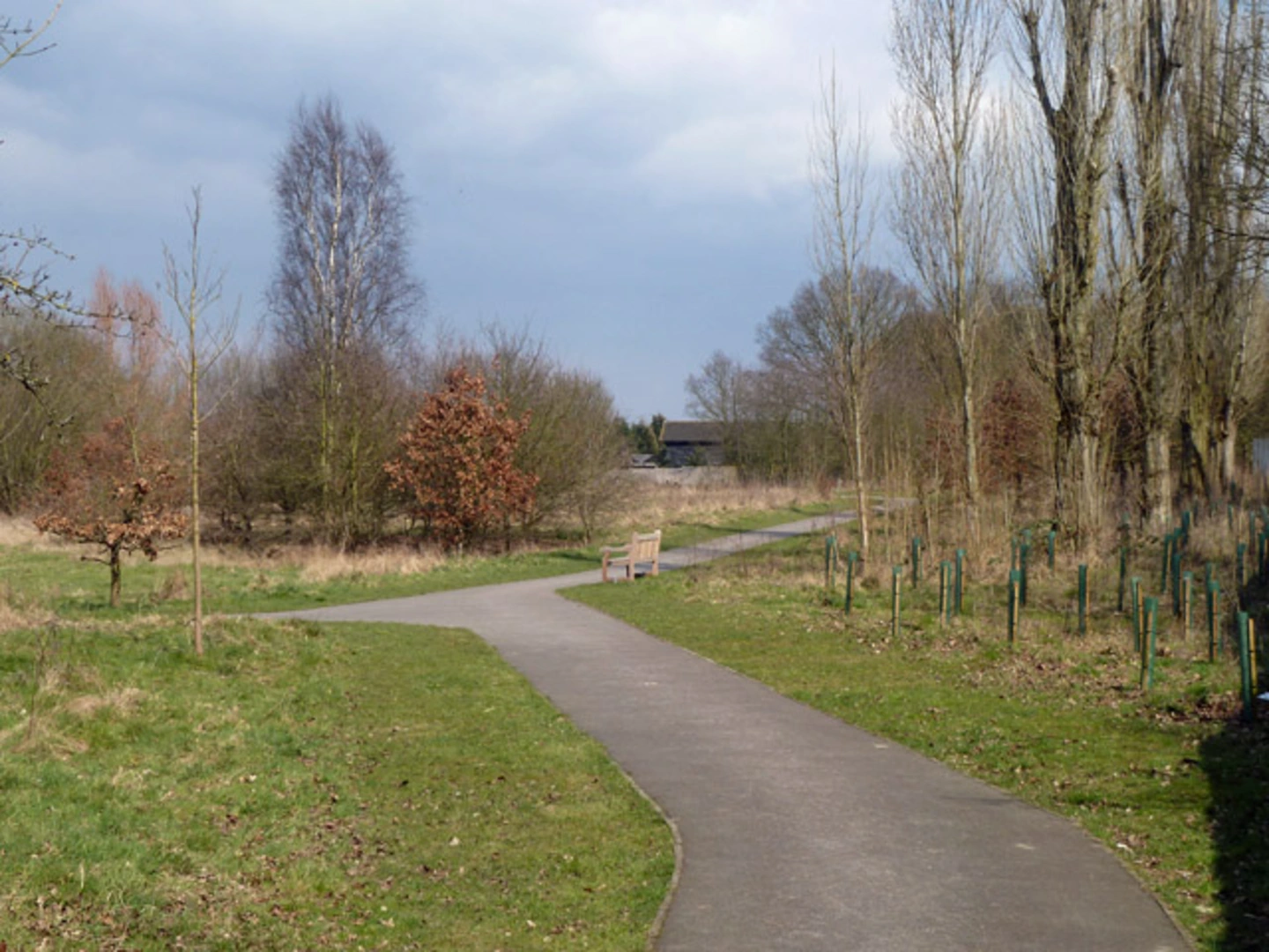 Chigwell Meadows and Roding Valley Meadows Nature Reserve | Essex | En